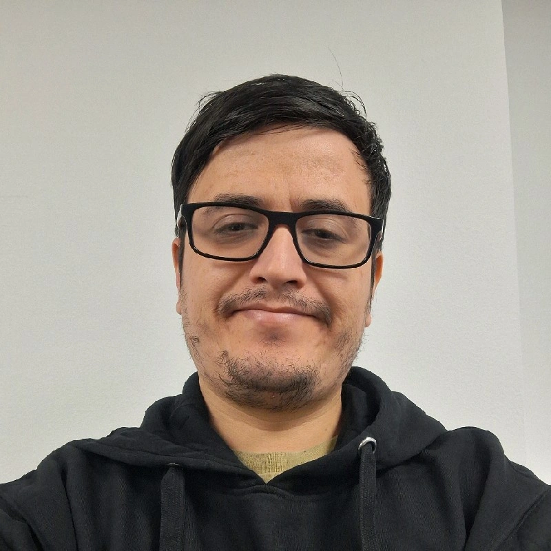 Roberto Caamaño - Desarrollador Full Stack